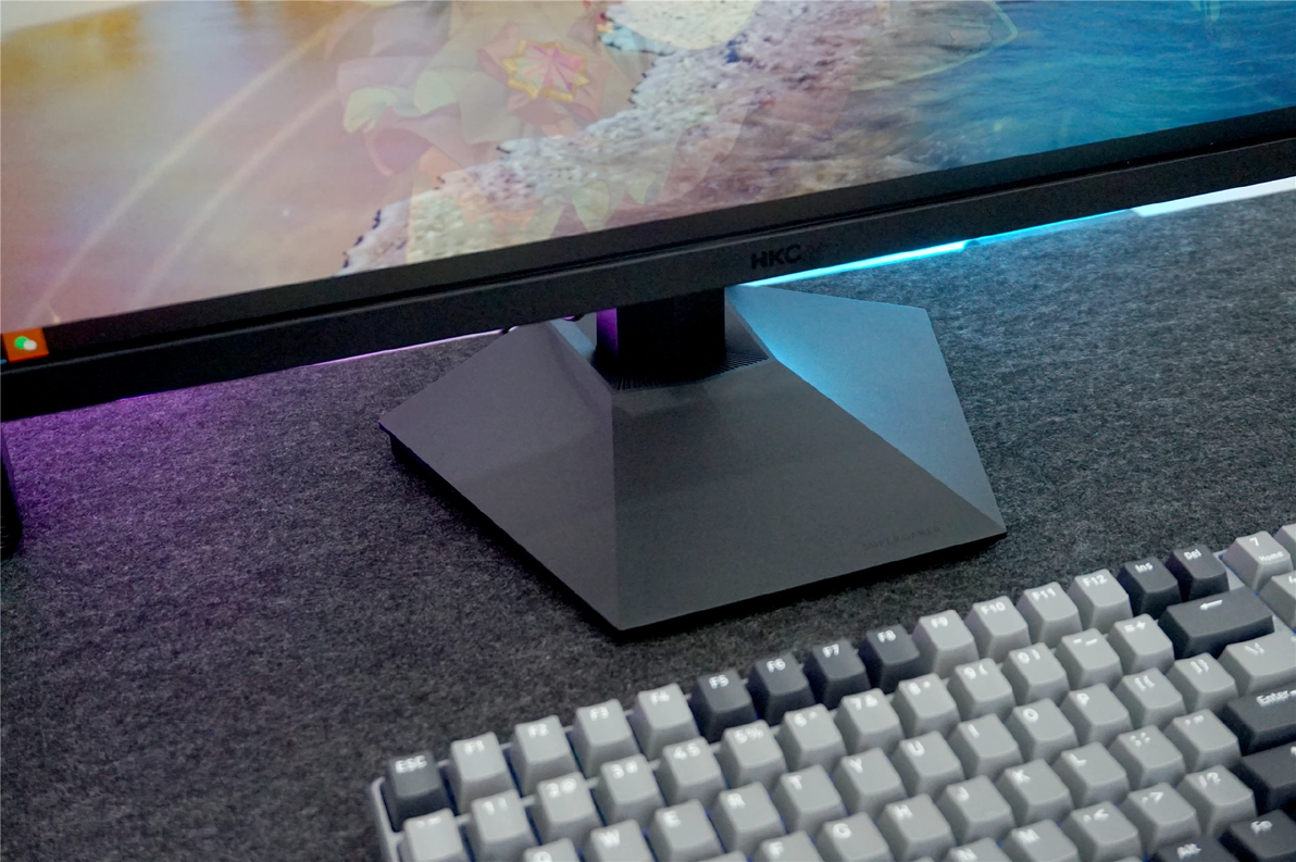 2K、170Hz高刷，八百块的HKC IG27Q好似在“搅局”？不过确实好用 - 哔哩哔哩