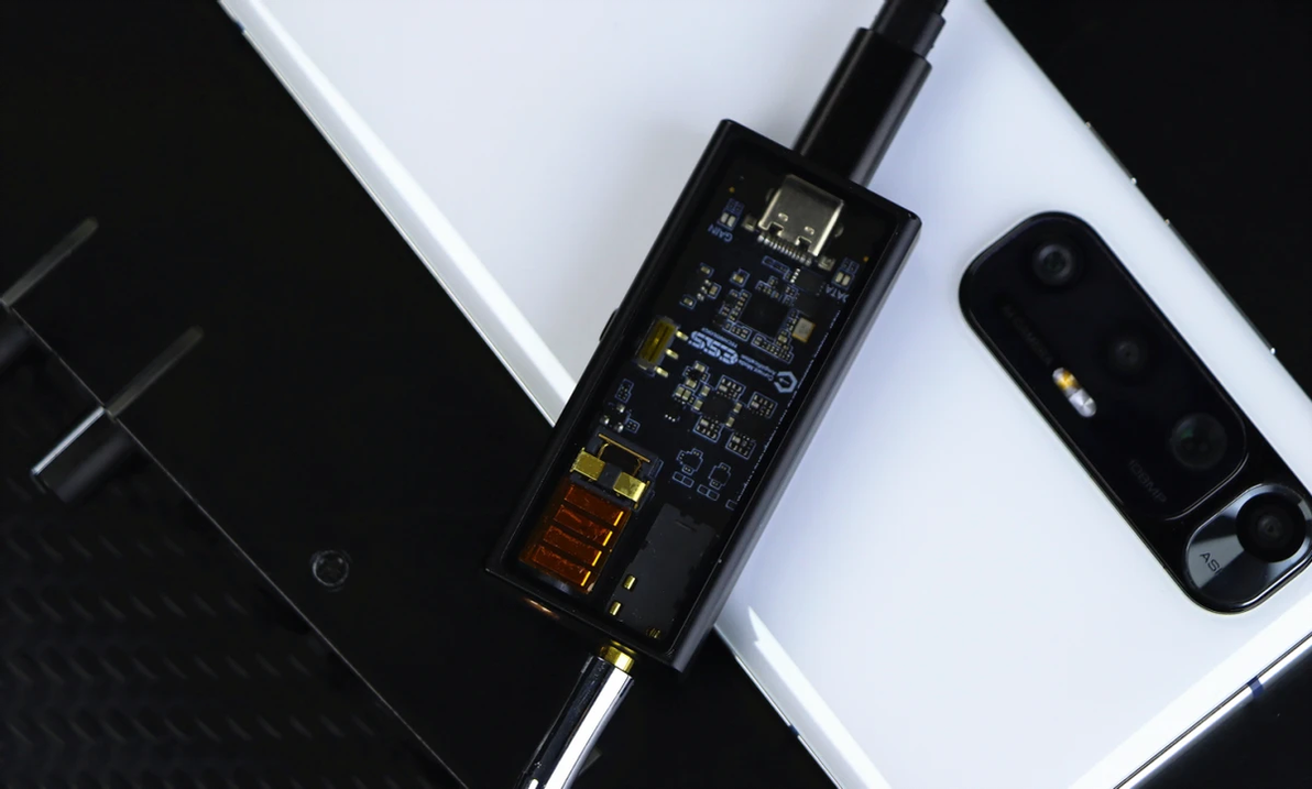 获得苹果MFi认可！音质比上代更强，聊聊旷世M12i/M15i解码耳放 - 哔哩哔哩