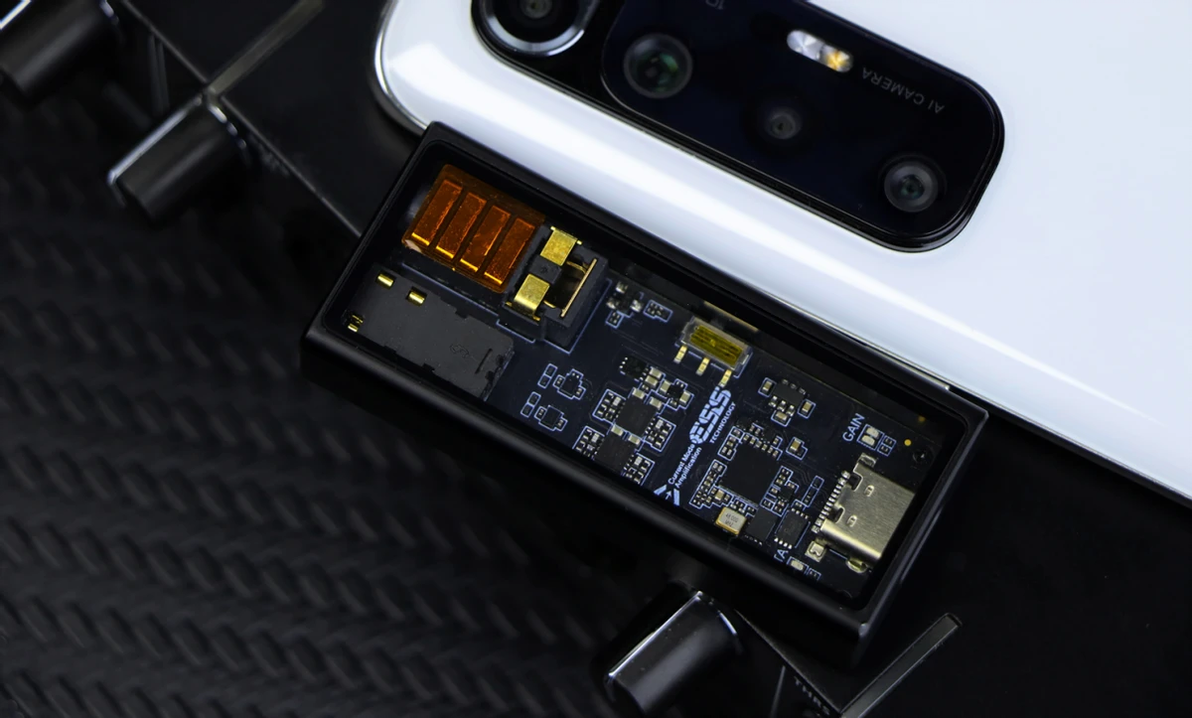 获得苹果MFi认可！音质比上代更强，聊聊旷世M12i/M15i解码耳放 - 哔哩哔哩