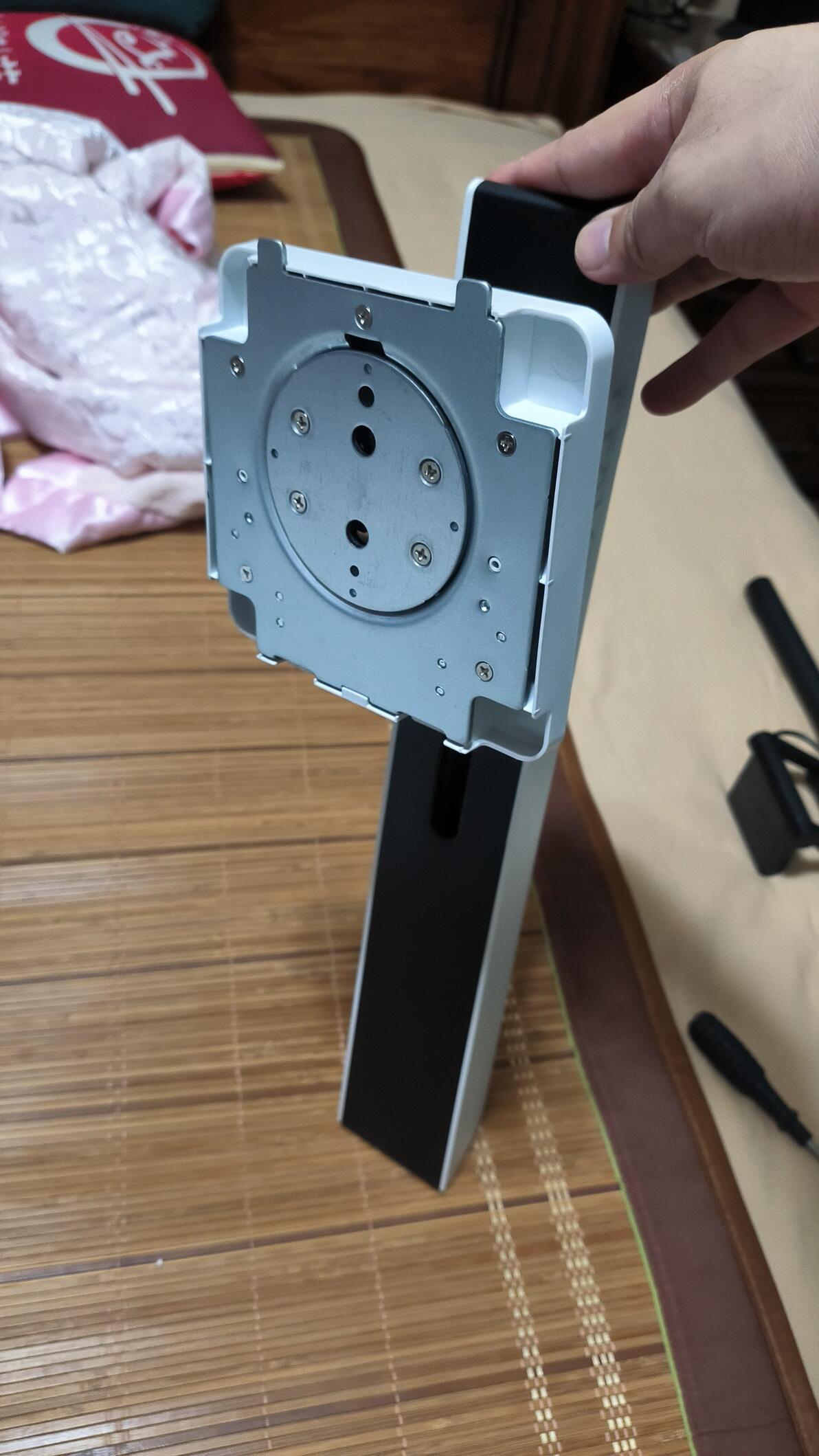 雷鸟32U8 上手体验（附 INF&ICC配置文件） - 哔哩哔哩