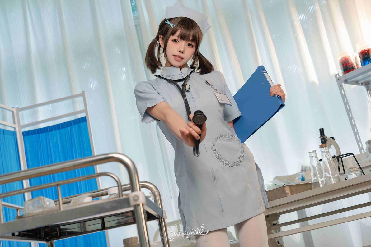 【Cosplay图集精选】YiKo湿润兔『妄想病栋』81P+1V 你的猫咪8月 - 哔哩哔哩