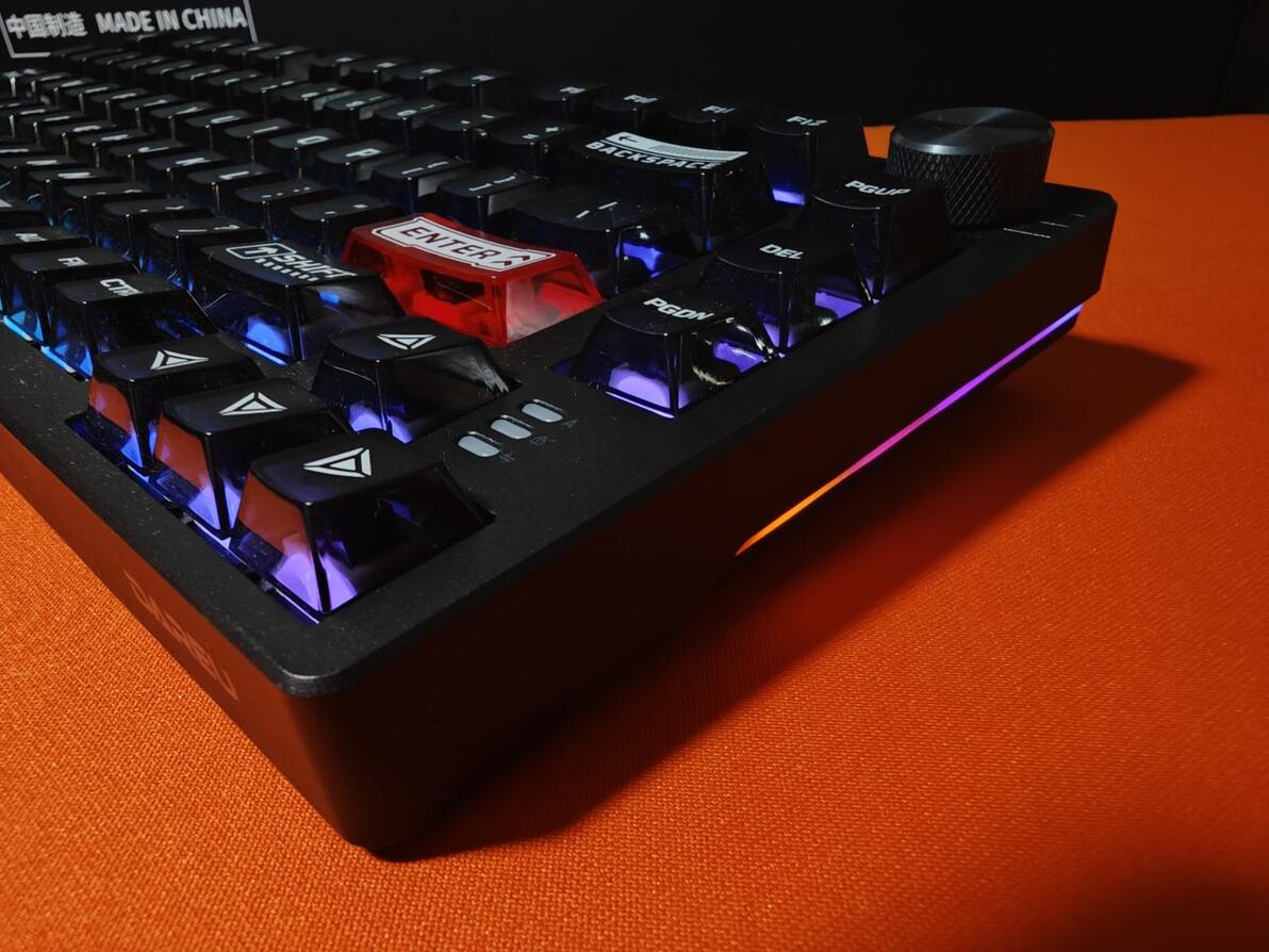 达尔优EK75RT测评：当一个男人开始用磁轴，说明他是真想上分了！ - 哔哩哔哩