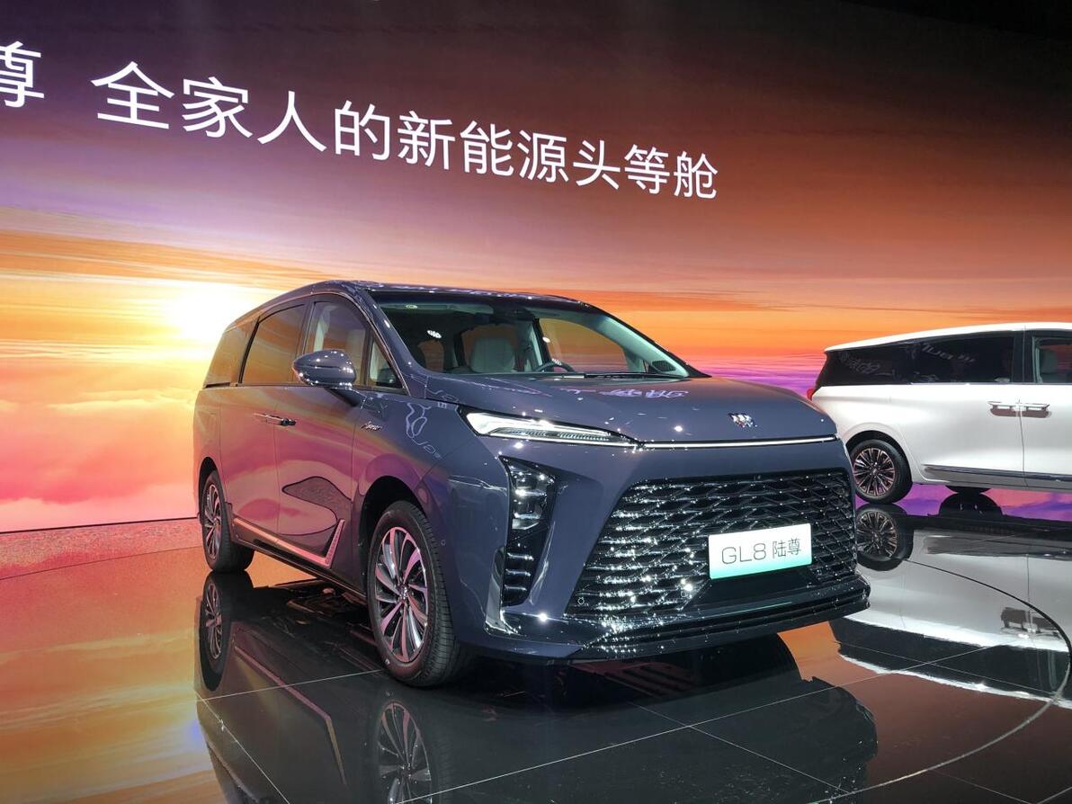 售价33.99万元起，全新别克GL8陆尊上市 - 哔哩哔哩