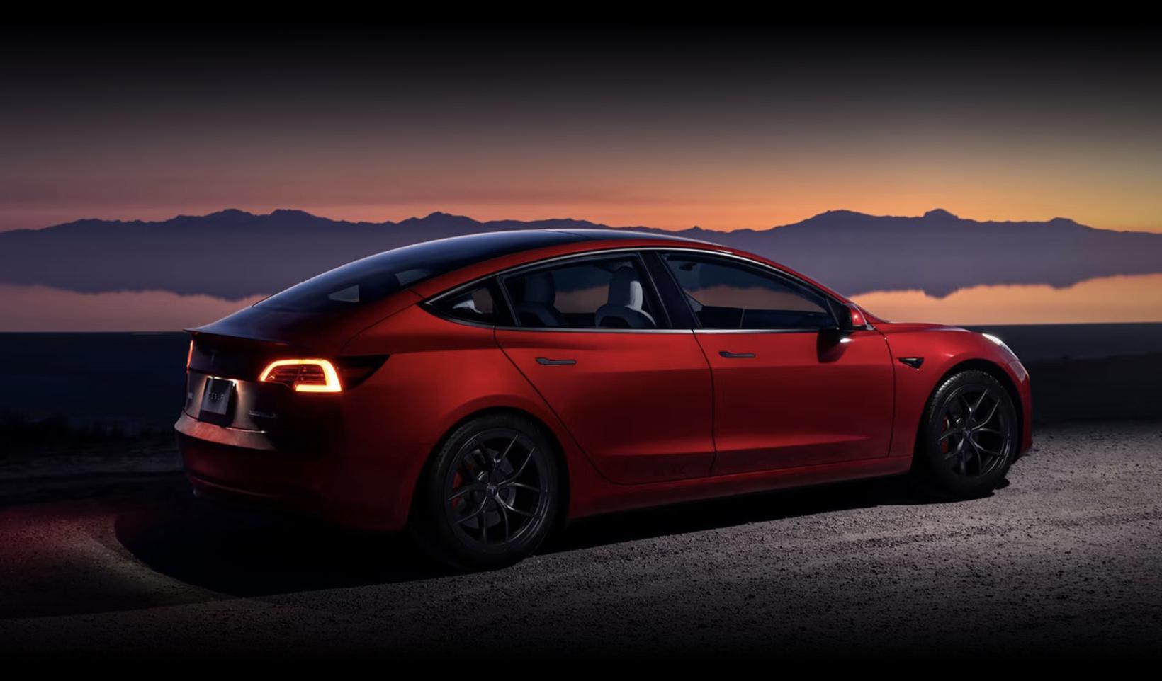 特斯拉推出FSD V12，覆盖超过1.5万辆汽车 - 哔哩哔哩