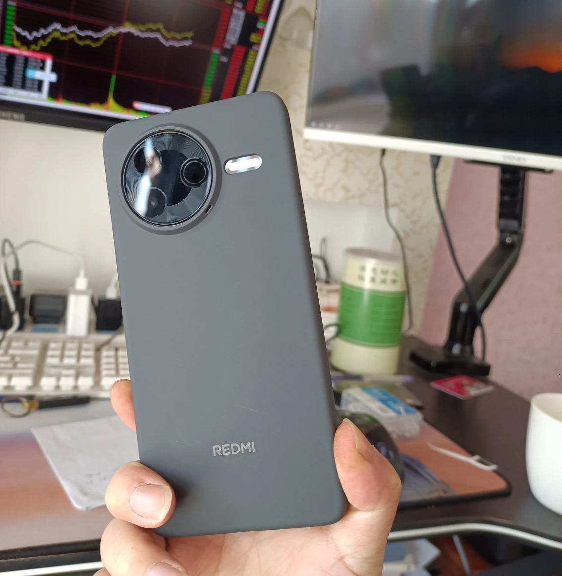 小米Redmi K80 Pro（红米k80pro）怎么样？体验2天优缺点测评 - 哔哩哔哩