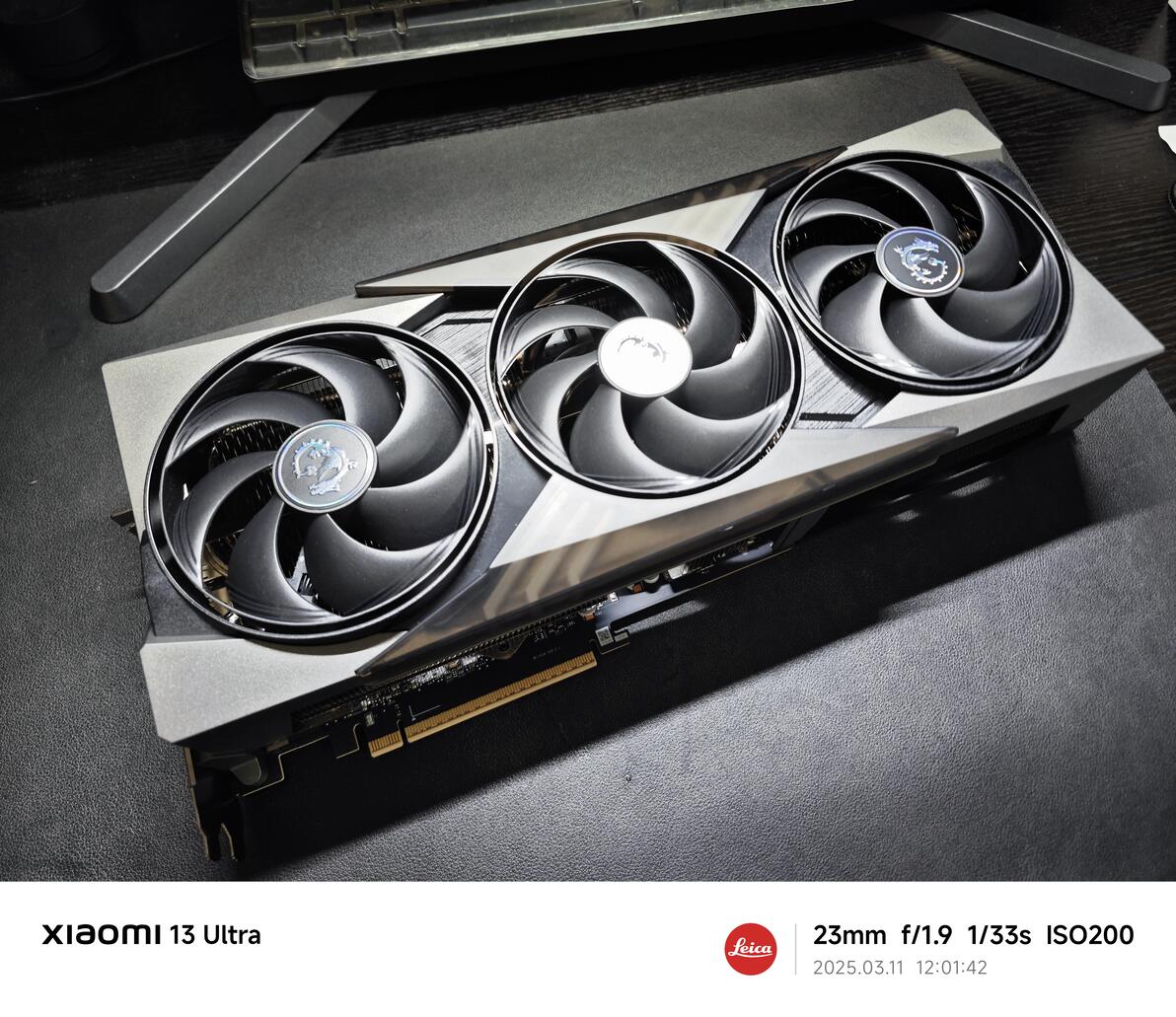 5090 32G vs 4090 48G: LLM AI大模型性能对比测试 - 哔哩哔哩