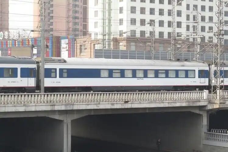 【科普】普速列车的黄金时代（上）｜中国铁道部｜南京浦镇｜长客｜25T型准高速客车 - 哔哩哔哩