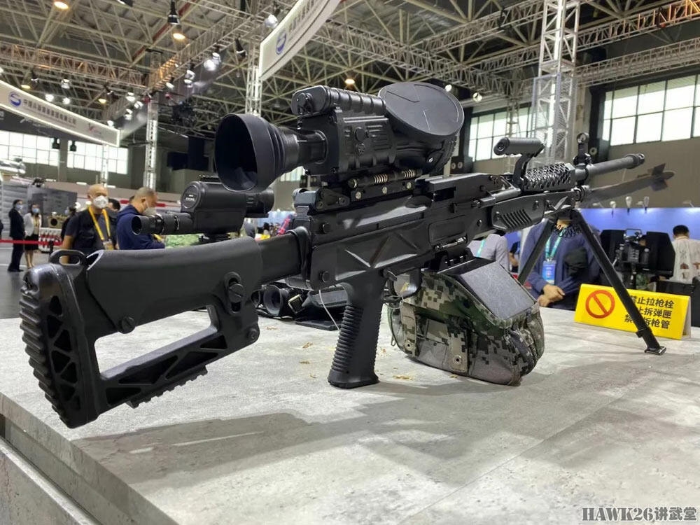 海外谈中国：QJY-201通用机枪采用北约口径 混合自动方式有亮点 - 哔哩哔哩