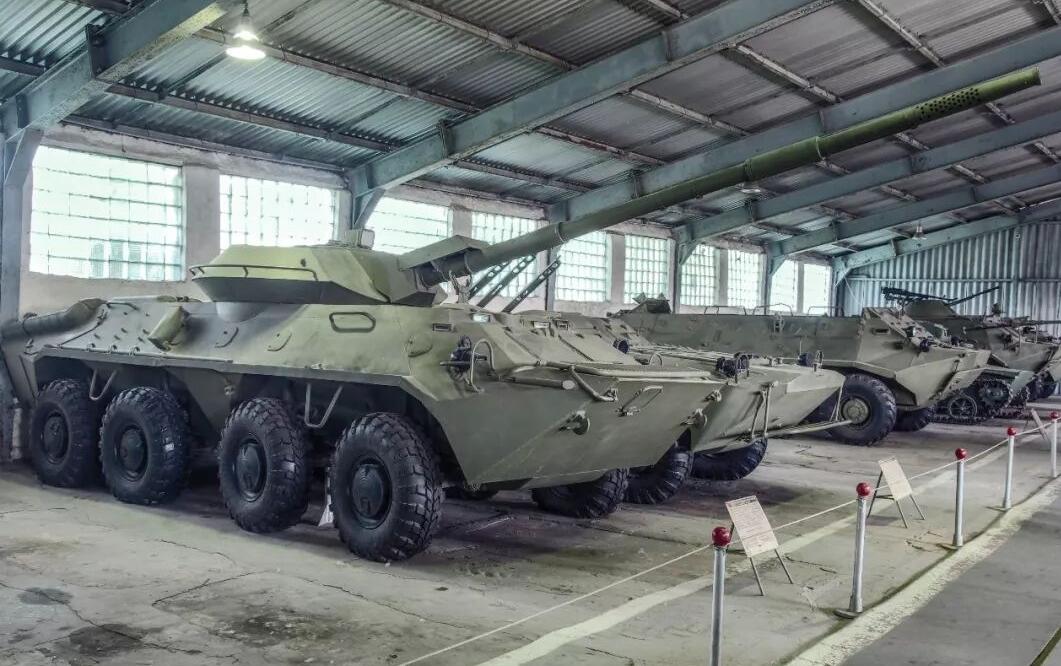 30!30下山了!（浅谈BTR装甲车的前世今生） - 哔哩哔哩