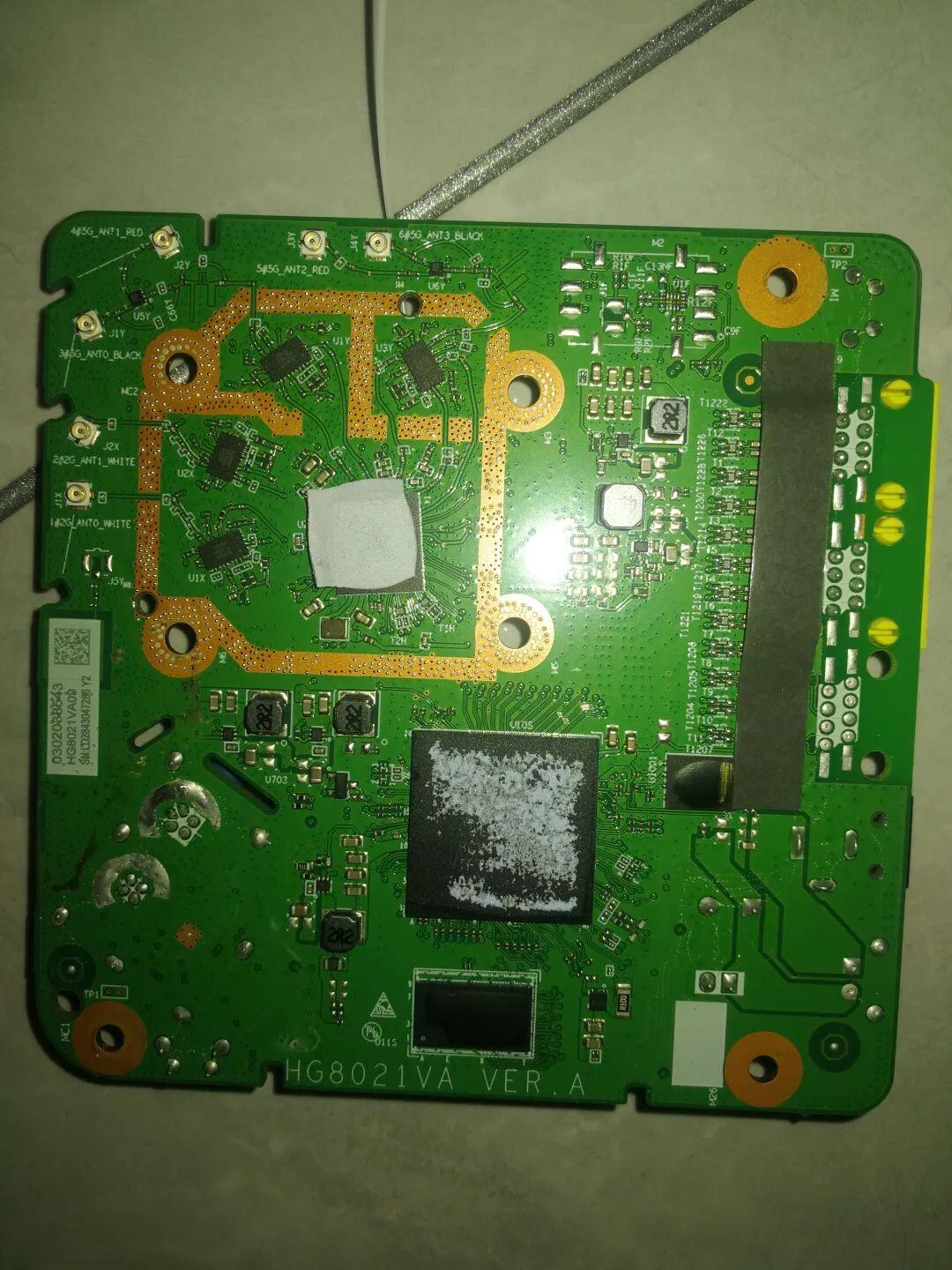 【图赏】华为在隐瞒些什么？万众（没人）期待的K662D拆解来了！【MizuiroBOX第2季】 - 哔哩哔哩