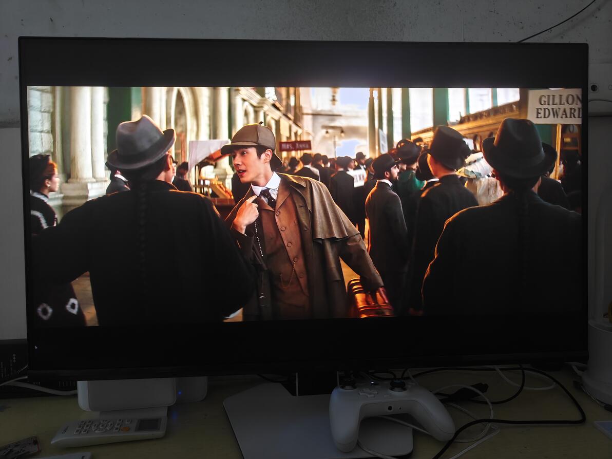 雷鸟32U8简单评测 - 哔哩哔哩