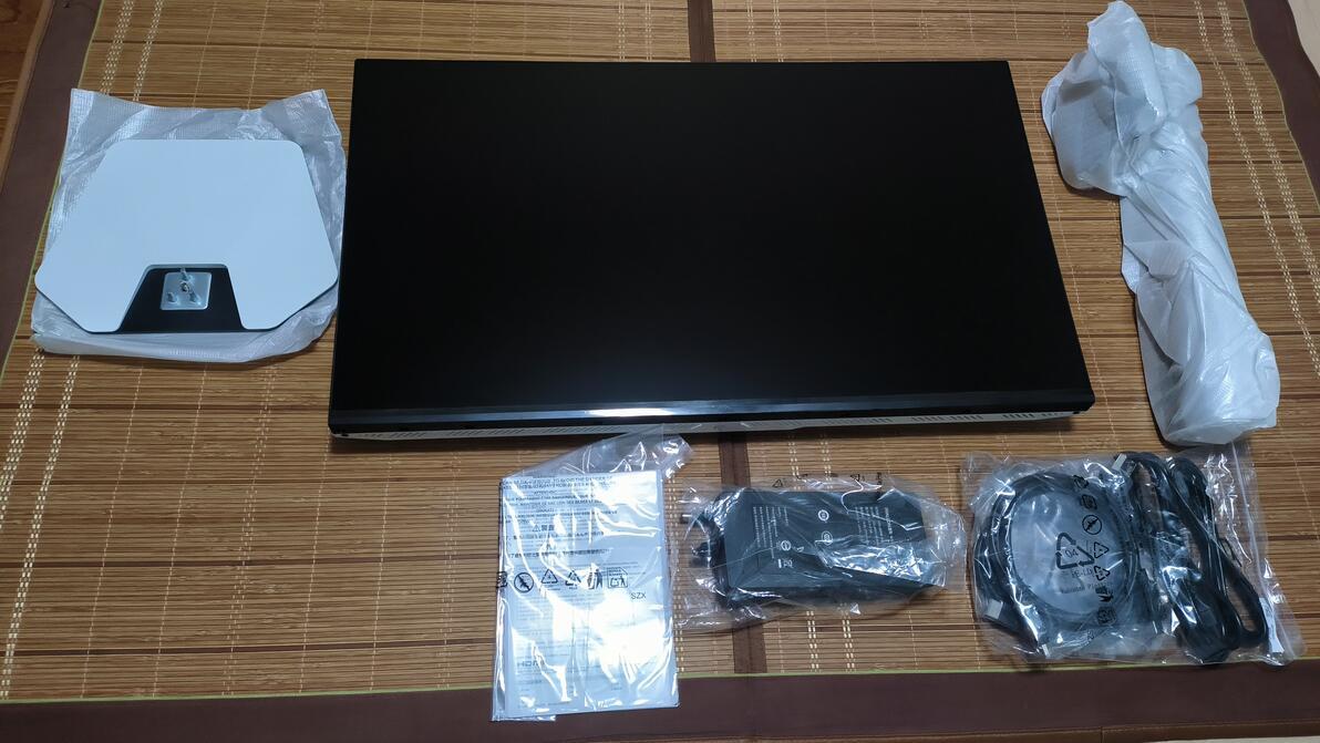 雷鸟32U8 上手体验（附 INF&ICC配置文件） - 哔哩哔哩