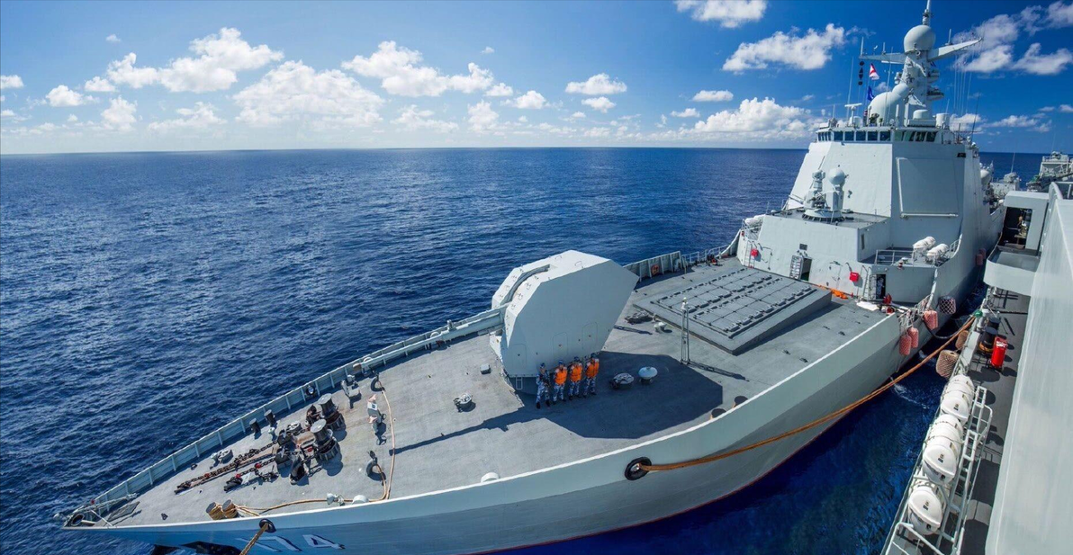 中国装备志——052D型宙斯盾驱逐舰 - 哔哩哔哩