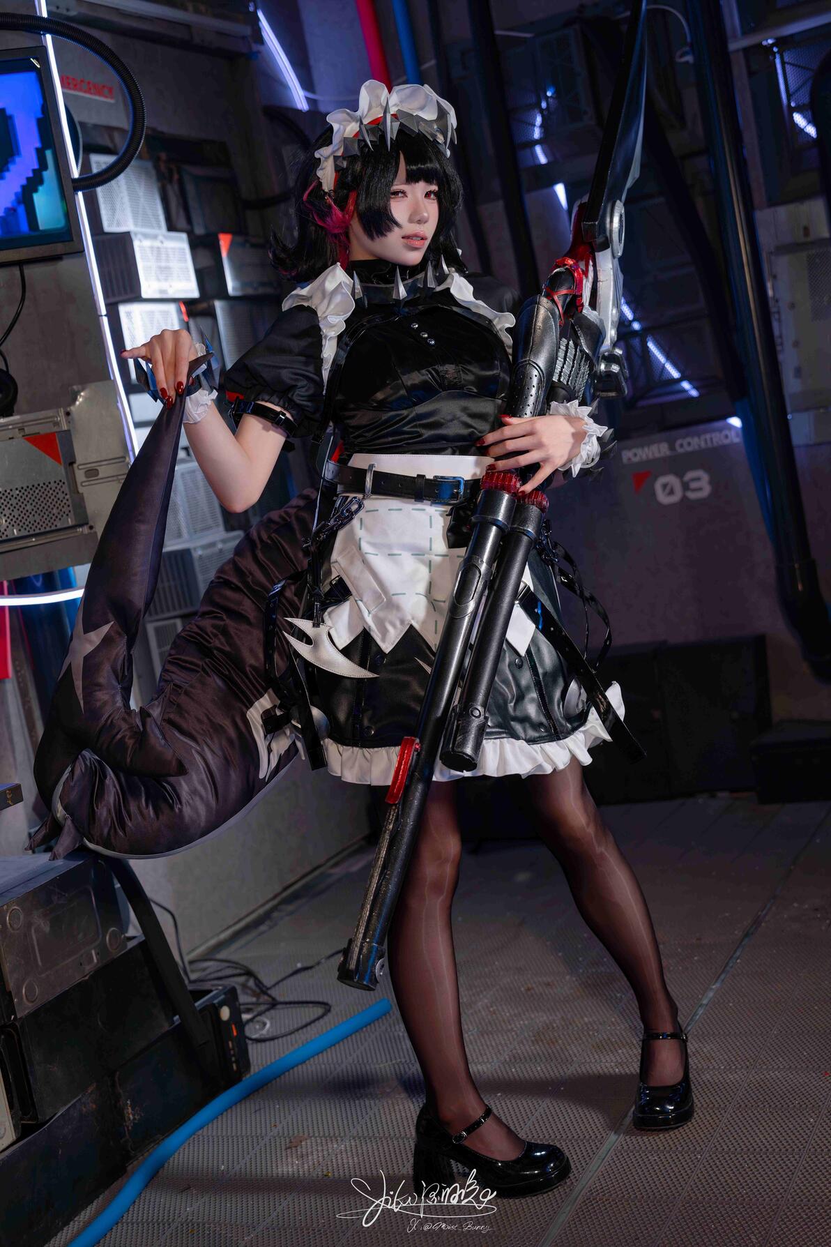 【Cosplay图集精选】咬一口兔娘OVO『慵懒逐浪-艾莲·乔』78P+1V - 哔哩哔哩