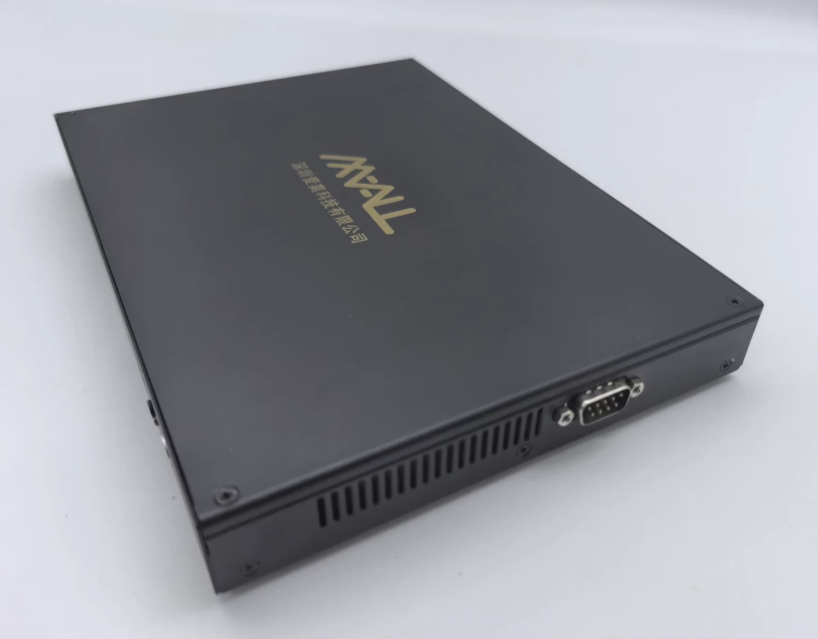 800块捡漏板载11代i7-1165G7迷你神机！这个电子破烂绝对是捡漏天花板！ - 哔哩哔哩