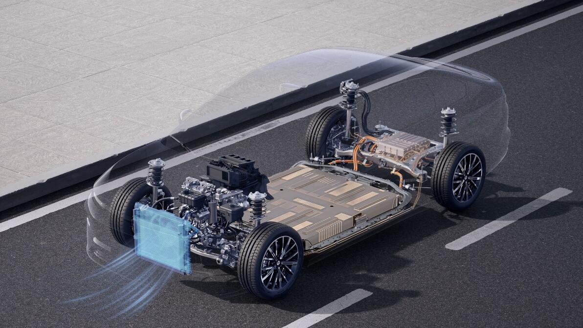 主流轿车新答案 零跑B01顶配650激光雷达版仅售11.98万元 - 哔哩哔哩