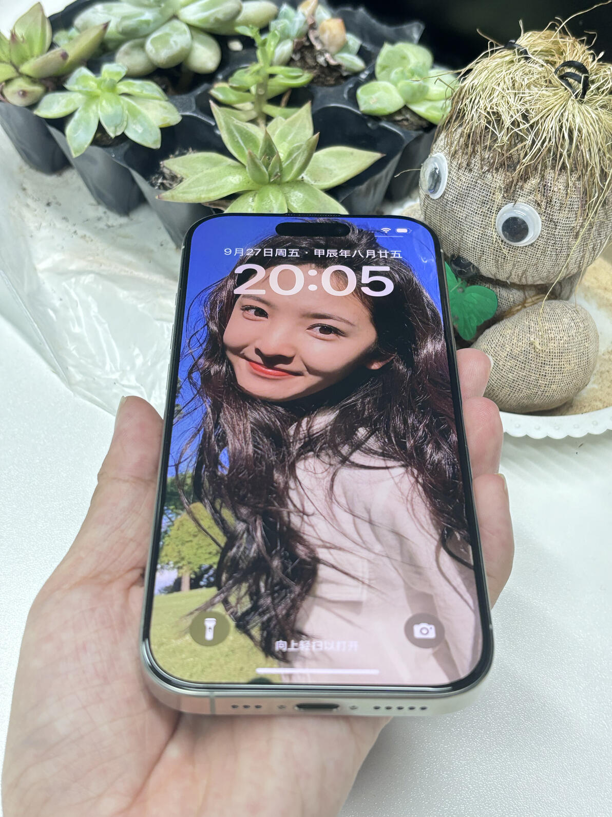 iPhone16pro图兰迪3D膜黑边测试图分享 - 哔哩哔哩