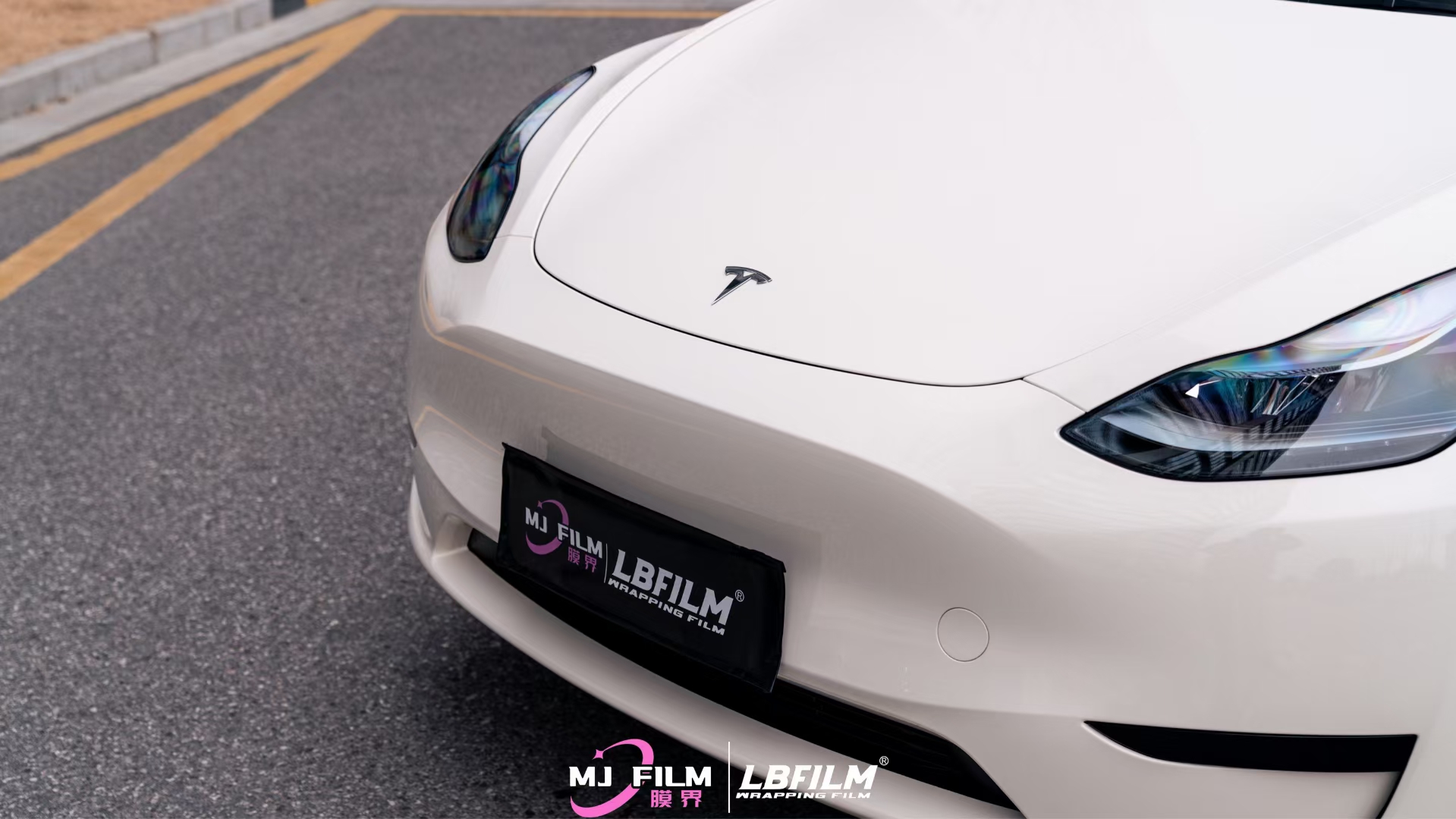 特斯拉modelY-LB改色膜原厂漆胡椒白，超级耐看 - 哔哩哔哩