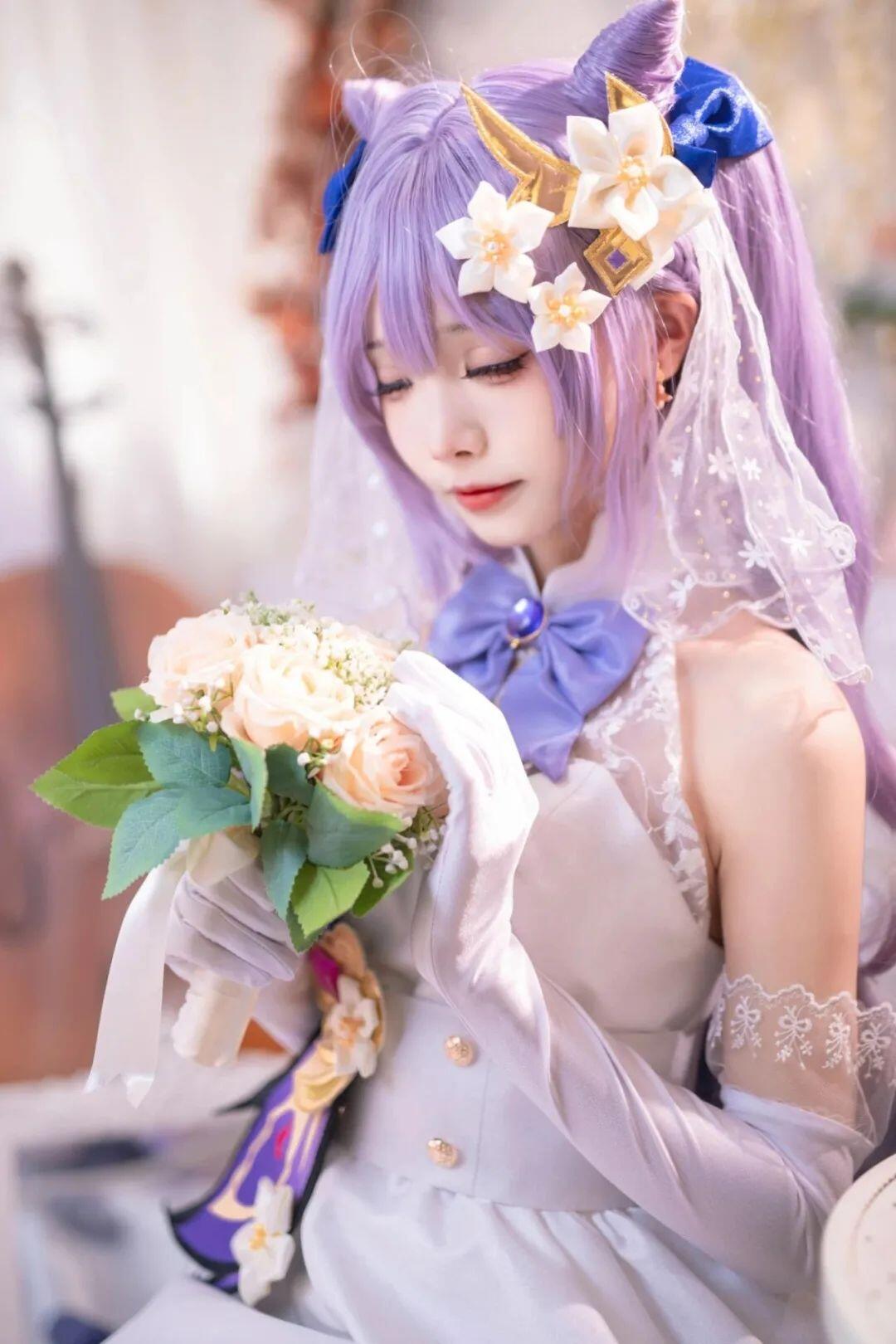 艾西Aiwest，元气满满的四川coser! - 哔哩哔哩