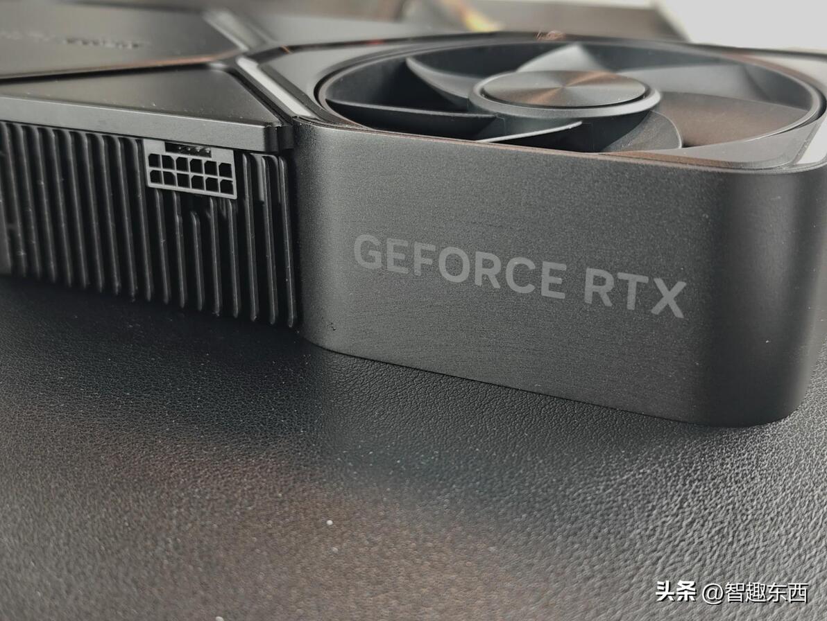 最有诚意的升级 GeForce RTX 4070 SUPER测试 - 哔哩哔哩
