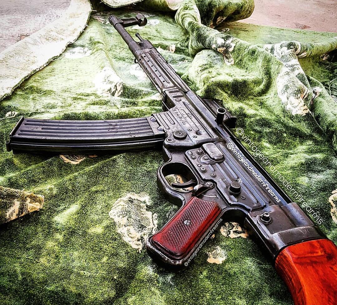 军事革命的先驱：二战德军STG-44突击步枪详解 - 哔哩哔哩