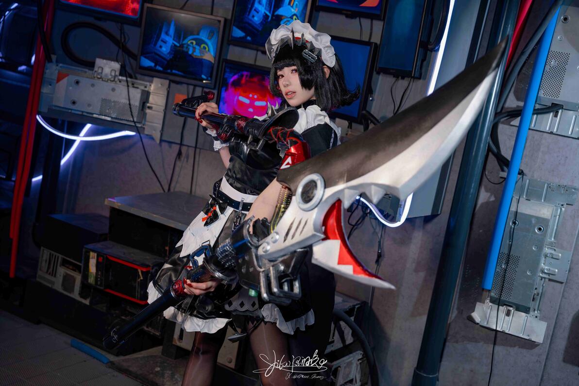 【Cosplay图集精选】咬一口兔娘OVO『慵懒逐浪-艾莲·乔』78P+1V - 哔哩哔哩