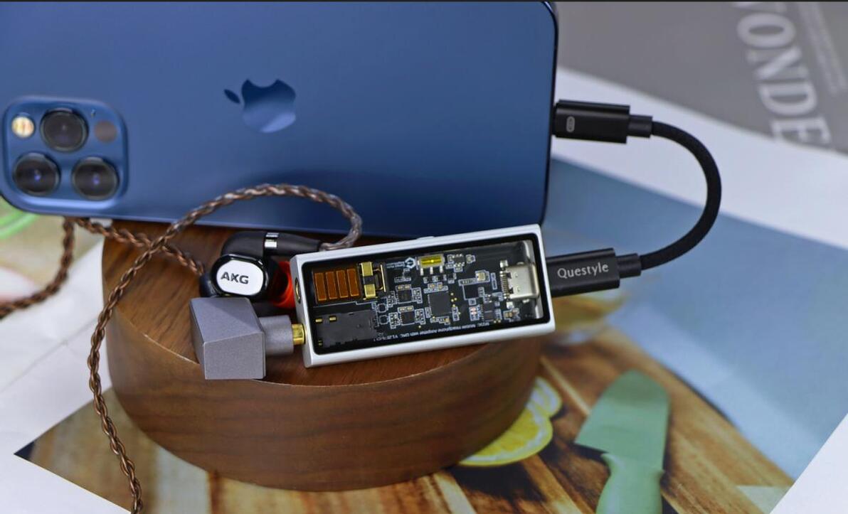 聆听音乐能发出让人感动的声音，旷世之声M15C HiFi解码耳放评测 - 哔哩哔哩