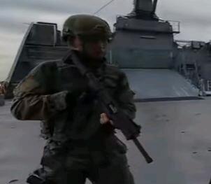 少女前线尚未实装的武器人物设计：QBA-221霰弹枪 - 哔哩哔哩