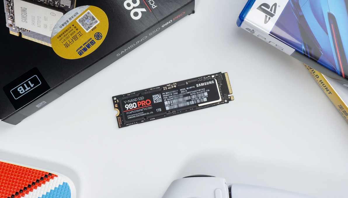 谁才是高水准SSD性能战士？市售五款TLC颗粒1TB容量固态硬盘横评 - 哔哩哔哩