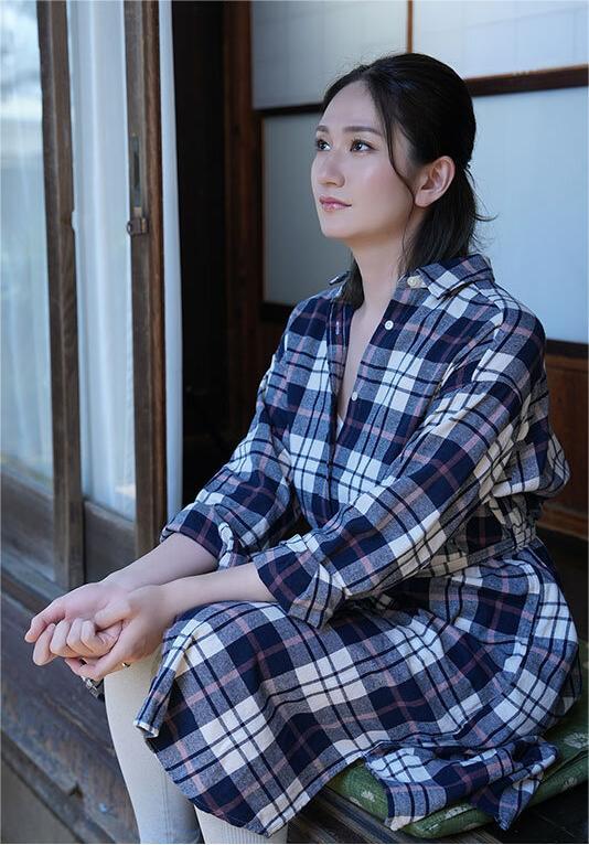 每天分享一个美女——木村玲衣（Kimura Rei） - 哔哩哔哩