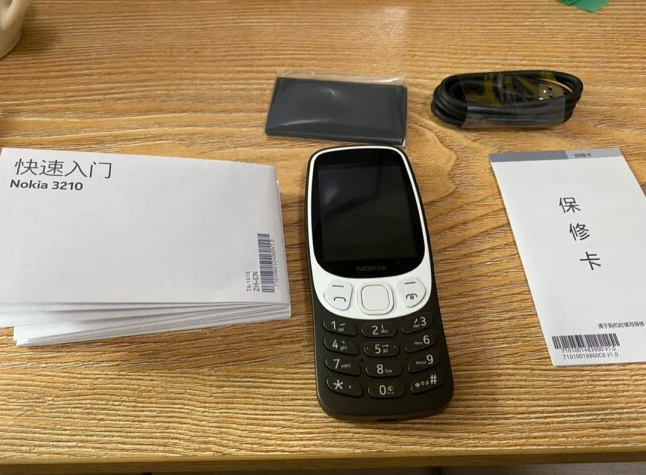 诺基亚3210手机（诺基亚3210 4g）怎么样？体验3天优缺点测评 - 哔哩哔哩