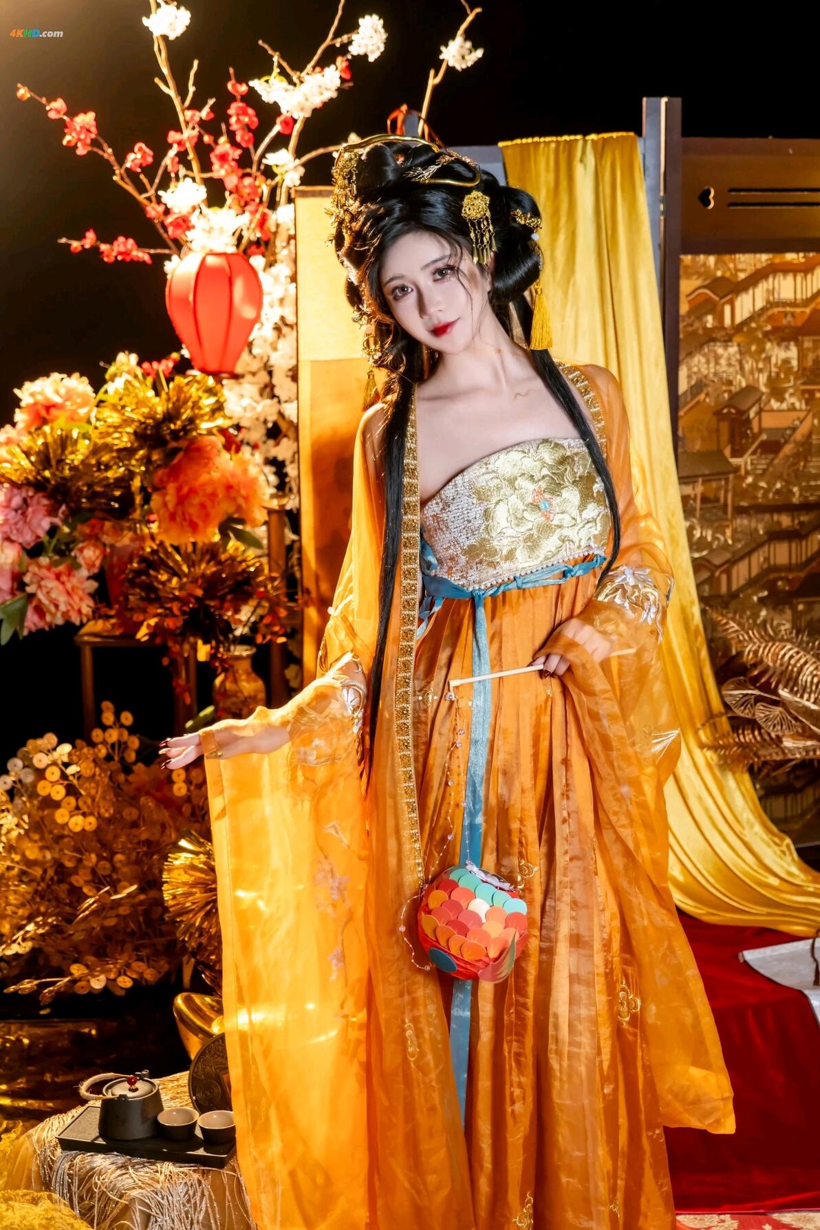 年年Nnian cos写真合集 金蛇贺岁 - 哔哩哔哩