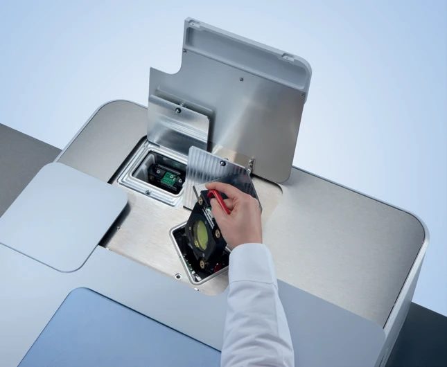 布鲁克 INVENIO R 研究级傅立叶变换红外（FTIR）光谱仪 - 哔哩哔哩