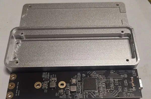 谁是最佳硬盘盒芯片？JMS583/RTL9210/ASM2362大对决！ - 哔哩哔哩