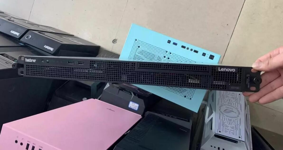 捡垃圾服务器秒变家庭生产力，联想RS160是一台好NAS - 哔哩哔哩