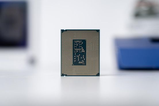 英特尔酷睿Ultra5 245K首发评测：功耗更低的平民神U？ - 哔哩哔哩