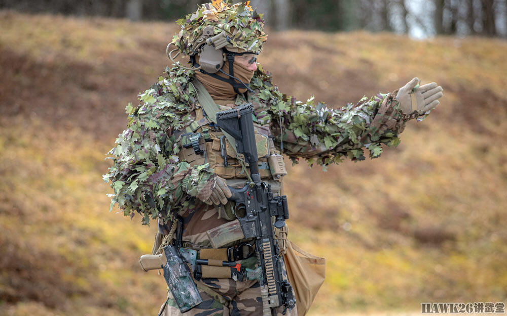 法国第126步兵团GCA突击队实弹训练 HK416步枪转换格洛克17手枪 - 哔哩哔哩