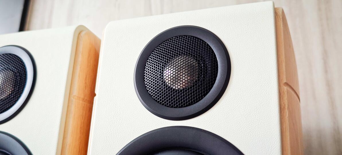 轻奢典雅，88W高保真持续输出：漫步者S880 MKII使用评测 - 哔哩哔哩