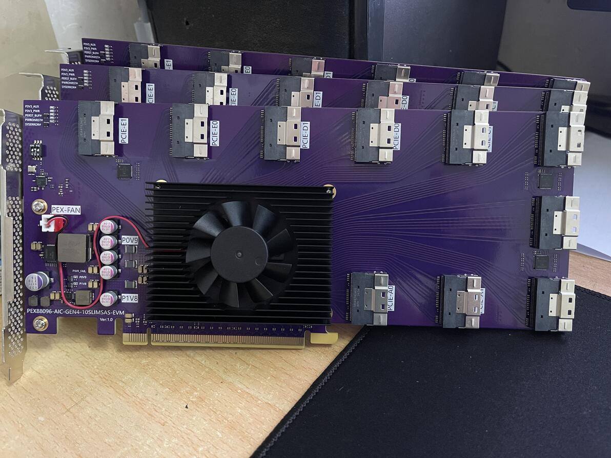 至多80盘NVME 博通PEX88096 PCIE4.0 AIC扩展卡开箱 - 哔哩哔哩