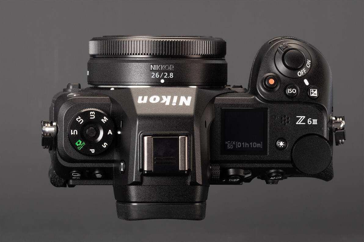 尼康Z6III测评：对比EOS R6 II、A7M4、S5IIX - 哔哩哔哩