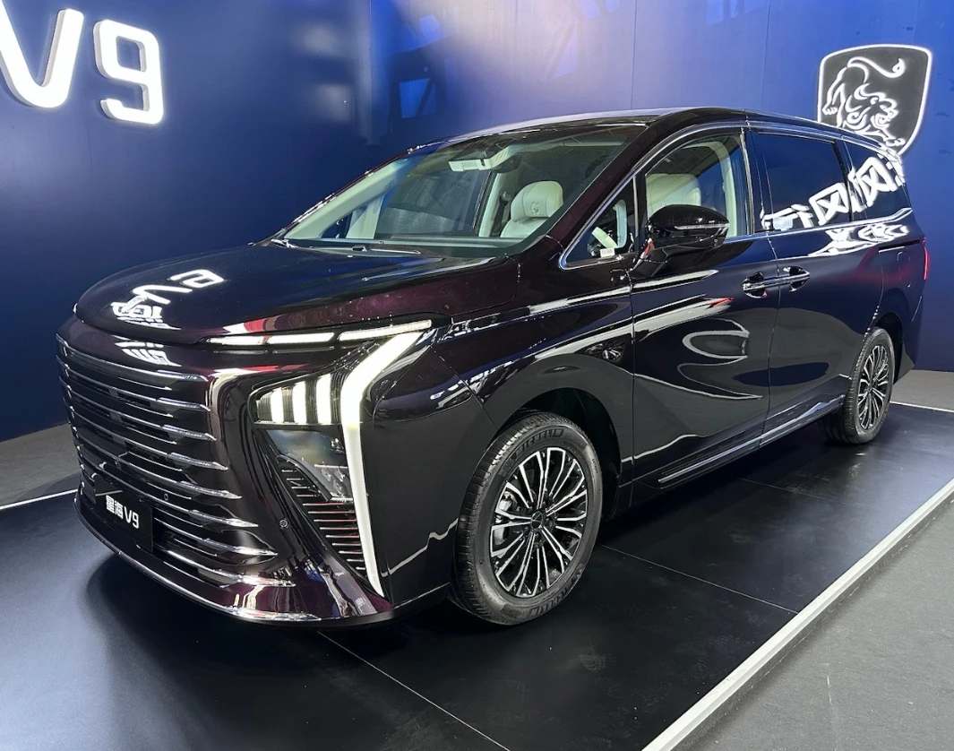 中大型插混MPV新选择，风行星海V9预售 ，17.99万起 - 哔哩哔哩