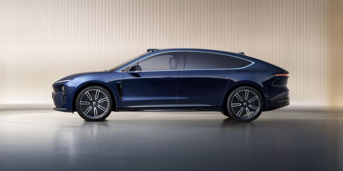 尊界S800与蔚来ET9怎么选？ - 哔哩哔哩