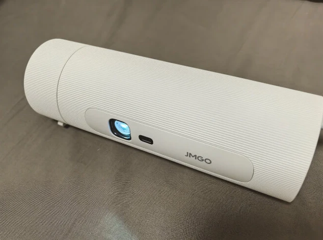 坚果P5（坚果p5投影仪）怎么样？体验5天优缺点测评 - 哔哩哔哩