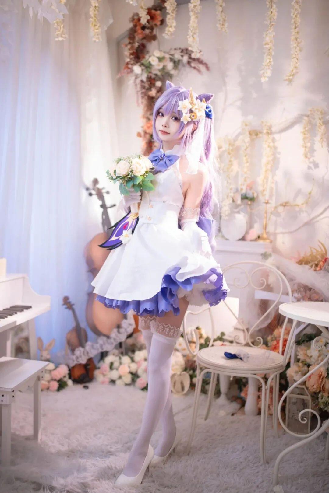 艾西Aiwest，元气满满的四川coser! - 哔哩哔哩