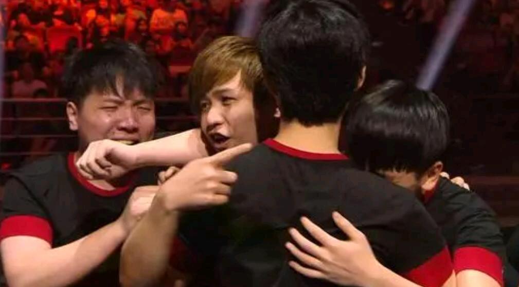 LDL不如LSPL，升降级制度取消后，次级联赛就像闹着玩 - 哔哩哔哩