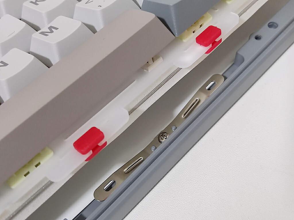 出道既巅峰!Leaf-Spring+Gasket双结构?ilovbee大黄蜂B87无线三模机械键盘体验 - 哔哩哔哩