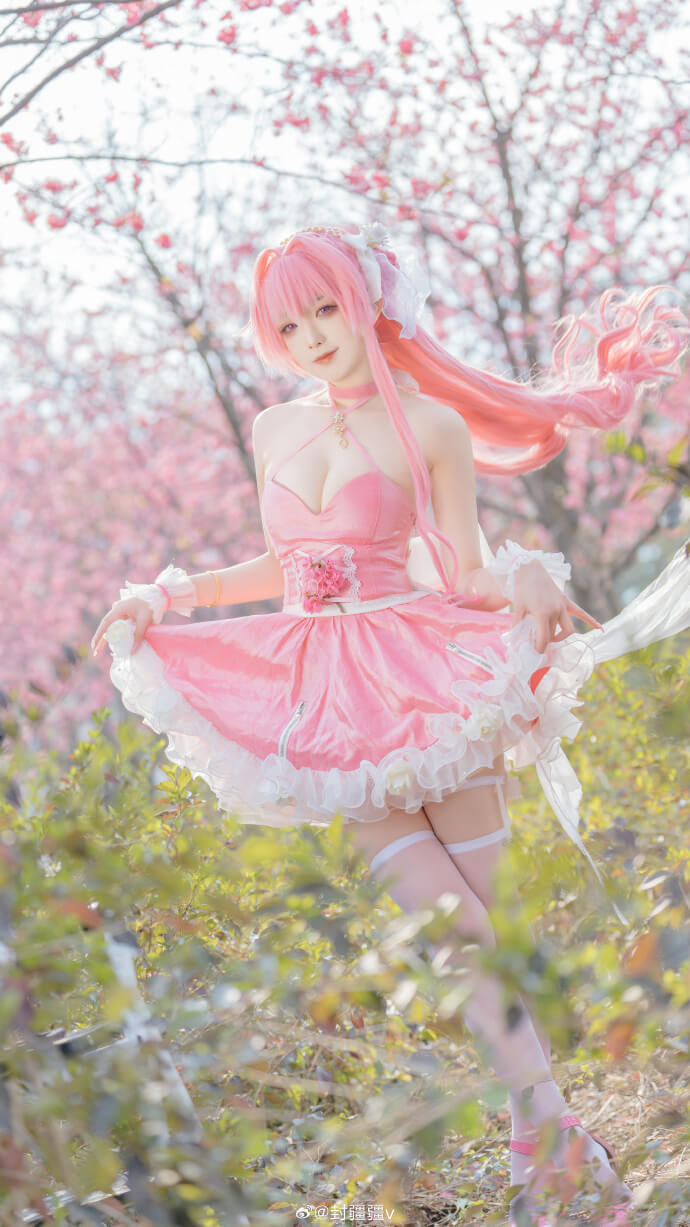 【二次元COS】胜利女神 桃乐丝cos cn封疆疆 - 哔哩哔哩