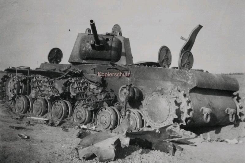 KV1坦克里的绝版稀有货：KV-1B 756(r)坦克 - 哔哩哔哩