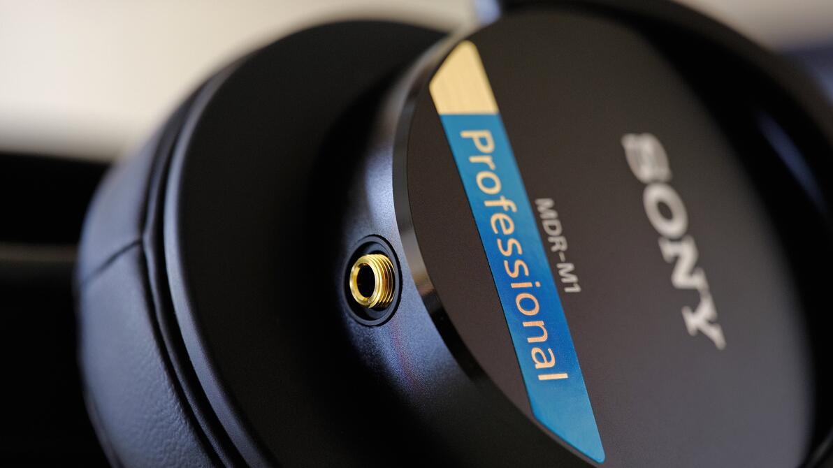 以专业延续，为音乐而声 — SONY MDR-M1强叔简评 - 哔哩哔哩