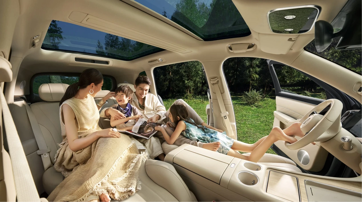 智慧出行价值共识正在形成：问界M9荣膺“商务座智选车” - 哔哩哔哩